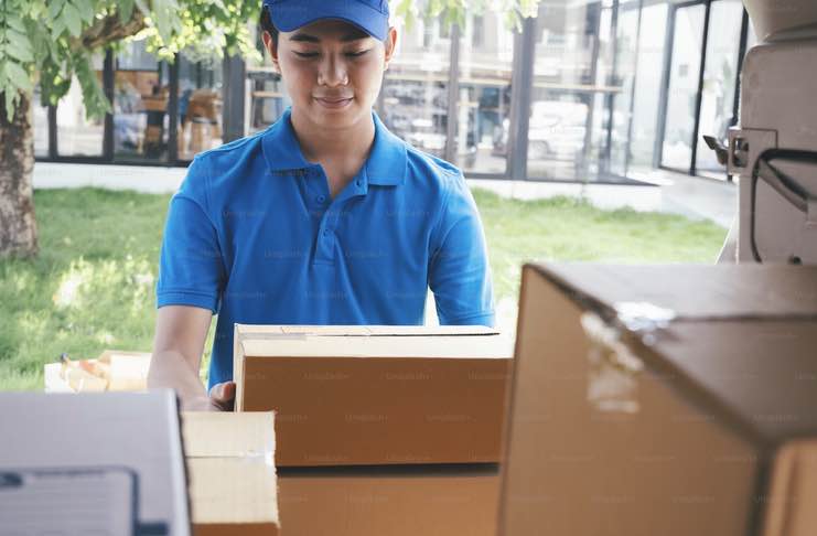 Understanding Shipping Services: 7 Key Details to Remember
